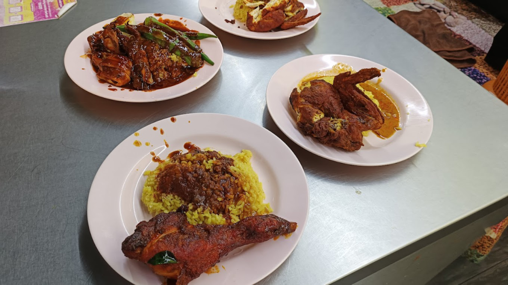 13 Tempat Makan Tengahari Yang Best di Putrajaya