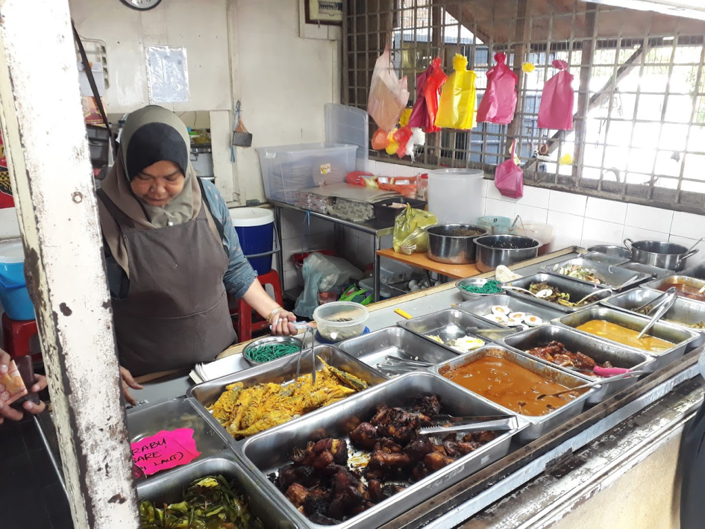 13 Tempat Makan Tengahari Yang Best di Ipoh Perak